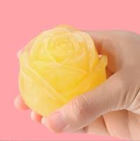 China Advanced 3D Rose Flower Ice Mold Maker Plastic Molds for Ice Cream Tools for sale