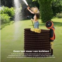 China Flexible garden hose 10/15/30 meters - retractable hose with nozzle and hose holder Flexible garden hose for sale