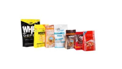 China Custom Stand Up Pet Food Pouches 135mic Aluminum Foil Barrier Bags with Zipper for sale