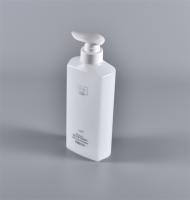 China Sturdy 500ml Flat Round PE Plastic Shampoo Pump Bottle Lotion Soap Gel Packaging for sale