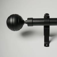 China Anodizing Carving Bedroom 8 Foot Pipe Curtain Rods for sale