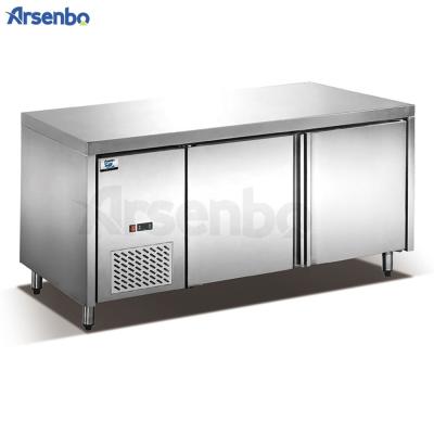 China SS304 Commercial Counter Fridge , Antiwear Restaurant Undercounter Refrigerator for sale