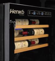 China Elegant Upright Thermoelectric Wine Cooler Fridge Practical 90 Bottle for sale