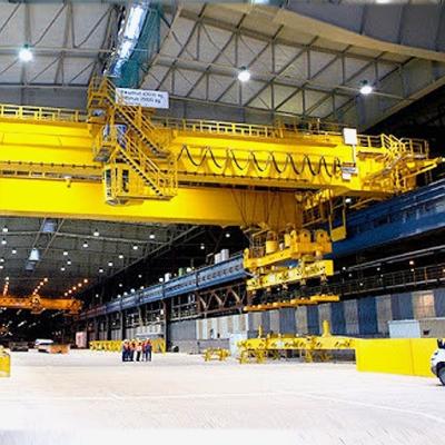 China Stable Electric Magnetic Overhead Crane Reliable Double Girder Traveling 30m for sale