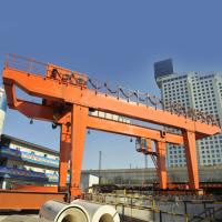 China Tired Travel Lift Shipping Container Gantry Crane 50HZ RTG Rubber for sale