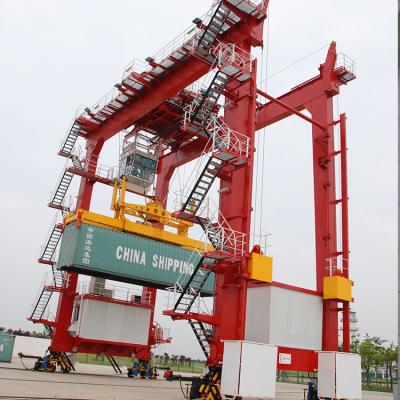 China Customized Electric Shipping Container Gantry Crane 22m Rubber Tyred for sale