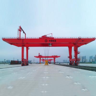 China Steel Scrap Container Gantry Crane High Level Quality Rail Mounted 35m for sale