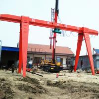 China 550KN Electric Hoist Gantry Crane with 0-15m Cantilever Length & Remote Control for sale