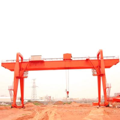 China Highly Efficient Double Girder Gantry Crane For Lifting With Hooks for sale
