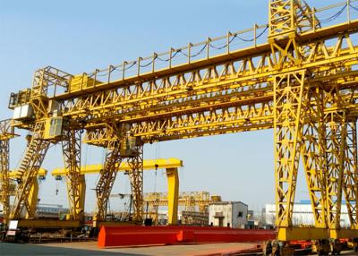 China Easy Operated Outdoor Gantry Crane Double Girder 0 - 15m Cantilever Length for sale