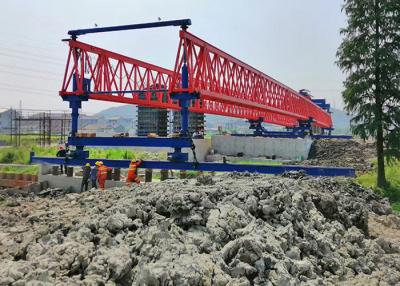 China Launcher Cursed Bridge Construction Crane 300T Beam Girder 2 Years Warranty for sale