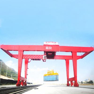 China Workshop Gantry Shipping Container Crane Cabin Control 50T Loading for sale