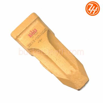 China E262-3046 61N8-31310 Excavator Bucket Tooth Doosan 2713-9038 for sale