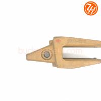 China 2713-1218 2713-1217 DH220 Excavator Bucket Teeth Adapter Alloy Steel for sale