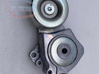 China 1345A078 The Auto Part Alternator Drive Belt Auto Tensioner For Mitsubishi for sale
