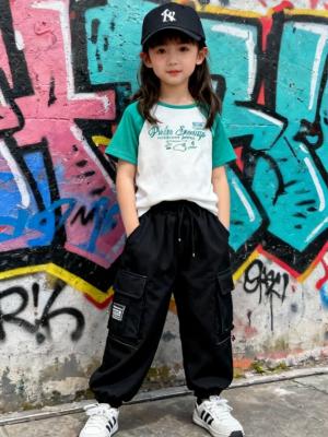 China Vintage-Inspired Teal & White Raglan Sleeve Kids' T-Shirt with Retro Print for sale