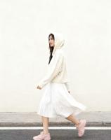 China Cozy White Ribbed Knit Cropped Hooded Sweatshirt - Trendy Oversized Fit for Casual Outings & Loungewear for sale