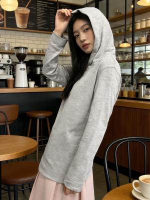 China Sleek Light Grey Slim Fit Pullover Hoodie - Everyday Comfort & Style for sale