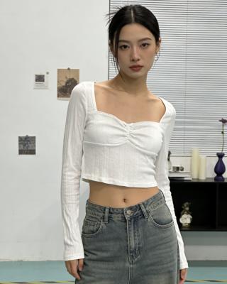 China Daily Essential: Square Neck Ruched Long Sleeve Crop Top (2 Colors) for sale