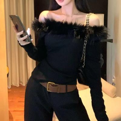 China Women's 2-Color Off-Shoulder Furry Trim Long-Sleeve Top for sale