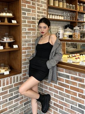 China Women's Black & White Houndstooth Oversized Blazer for sale