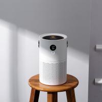 China Battery 10000mAH Portable Mini Air Purifier Hepa H13 Filter Uv Light Cleaner for sale