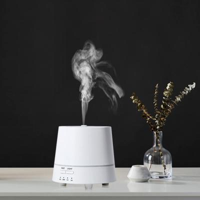 China Small 150ml Remote Control Aroma Diffuser LED 15 M2 Ultrasonic Humidifier Diffuser for sale