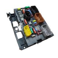 China Car Engine Fuse Box R02 BSM=R19=R18 For Peugeot Citroen OE 9807028580 9809742780 9675879380 for sale