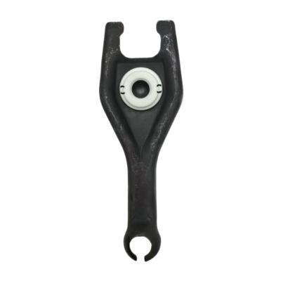 China Auto Parts 2.0 Clutch Release Fork OE 211758 212052 For Peugeot Citroen XSARA for sale