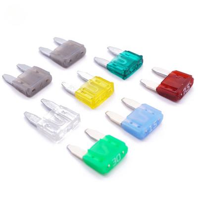 China 1A To 35A Mini Automotive Fuse Zinc Alloy Plasitc Material for sale