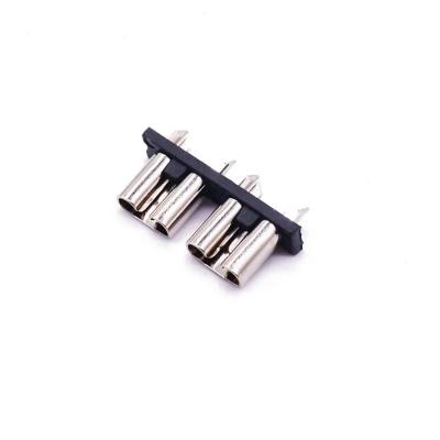 China Medium Middle Standard Size Car Auto Plug in Automotive 257 287 Blade Fuse Holder PCB Mount Fuse Clip for sale