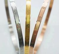 China Women'S Oval Bangle Bracelet 7.5 Inches Stainless Steel Bangle for sale