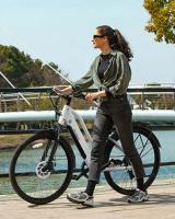 China 2026 OEM Factory Price C622 Classic 26 Inch Women's Electric City E-Bike 36V 7.6AH Battery Sensor 7 Speed Electronic Road Bike for sale