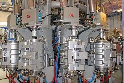 China Energy Saving 24000 BPH PET Bottle Filling And Capping Machine for sale