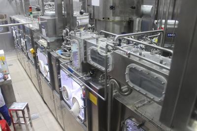 China Aseptic Cold Filling Machine 20000 BPH Real Time Monitoring PET Bottle Filler for sale