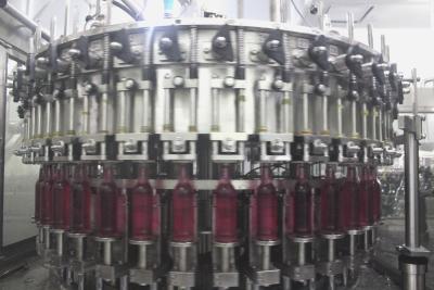 China Automatic 8000 BPH Glass Bottle Filling Machine for Soda Sparkling Water for sale