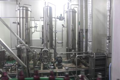 China Easy Operate 500ml Aerated Juice Glass Bottling Machine for sale