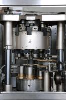 China 316 Stainless Steel 48000bph Beverage Can Filling Machine for Juice Tea for sale
