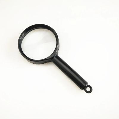 China New 40mm Magnifier Plastic Handheld Straight Handle with Hanging Hole Magnifier Reading HD Optical Glass Magnifier for sale