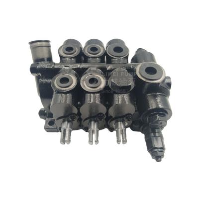 China Transmission Forklift Spare Parts 3 Spool Control Valve 534A2-40502 for FD30Z5/T6 for sale