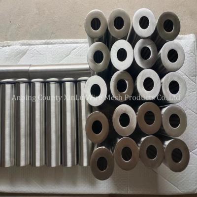China Stainless Steel V Wire Wrapped Continuous Slot Johnson Strainer Tube 10-3/4 inch Bevel Plain End for sale