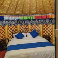 China Bamboo Decoration Geodesic Dome Tent Painted Steel Frame Heat Resistant Mongolian Yurt for sale