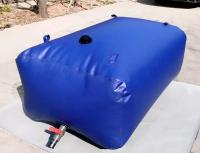 China Customizable Tarpaulin Water Tank for Safe and Secure Water Storage and Transportation for sale