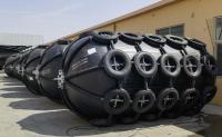 China Yokohama Type Rubber Boat Fenders Pneumatic Defense Submarine Fender for sale