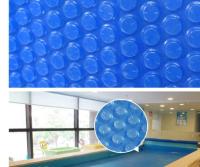 China Portable Thermal PE Bubble Plastic Swimming Pool Covers Thickness 400um 500um 600um for sale