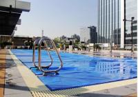 China Anti - UV 100um 200um Swimming Pool Solar Cover Blue Color PE Bubble Blanket Solar Pool Cover for sale
