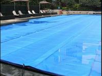 China Anti - UV 100um 200um Swimming Pool Solar Cover Blue Color PE Bubble Blanket Solar Pool Cover for sale