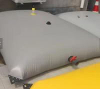 China Pillow PVC TPU Coated Tarpaulin 4000L Water Storage Tank Portable Water Tanks Used To Store for sale