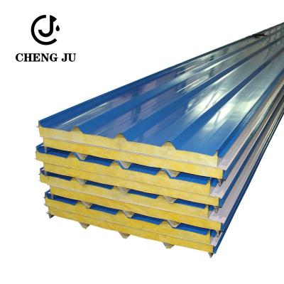 China Prefabricated Phenolic Sandwich Roof Panel 50-150mm Thick 1-11.8m Length Color Coated Steel for sale