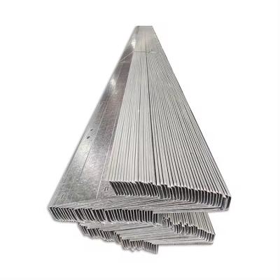 China Galvanized Z Beam Channel Steel Purlin 0.35-1.2mm Thickness Cold Formed for Steel Structure Building for sale